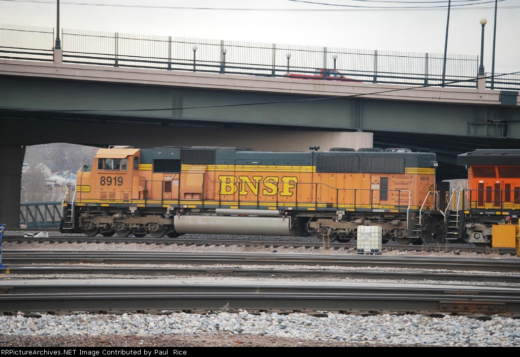 BNSF 8919